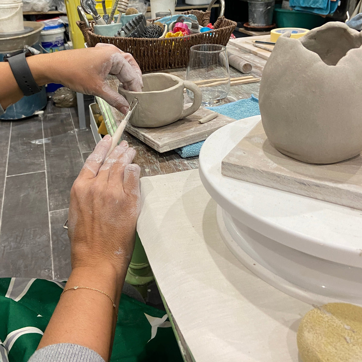 Clay & Sip (2 hour Hand Building Pottery Class) | Glaze Galleria | Sydney